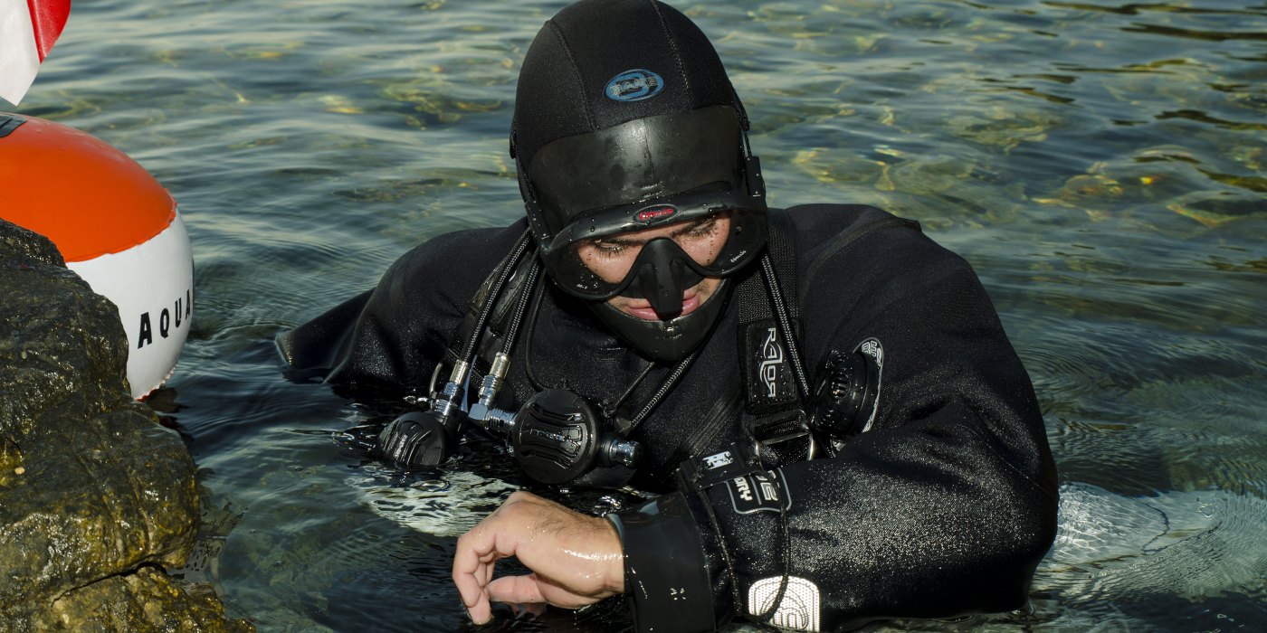 Choosing the Right Computer for Technical Diving • Scuba Diver Life